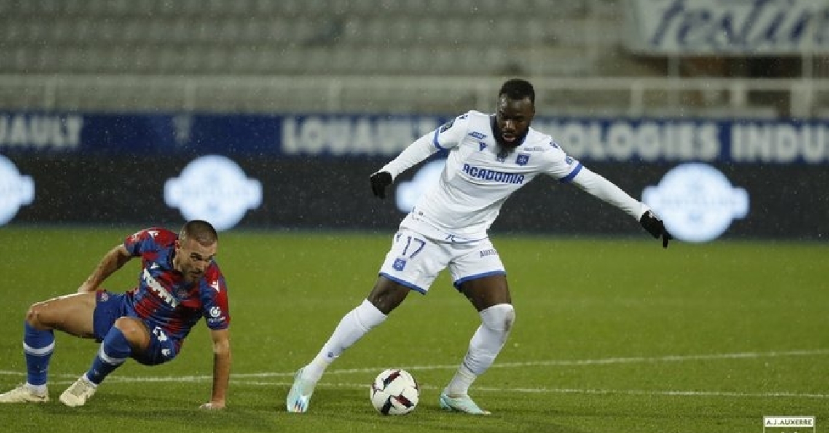 AJ Auxerre : Une belle surprise à prévoir dès la reprise