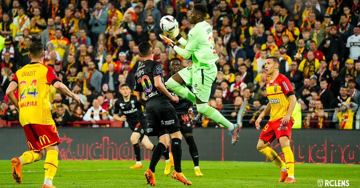 RC Lens : Un avantage pour une récompense en fin de saison