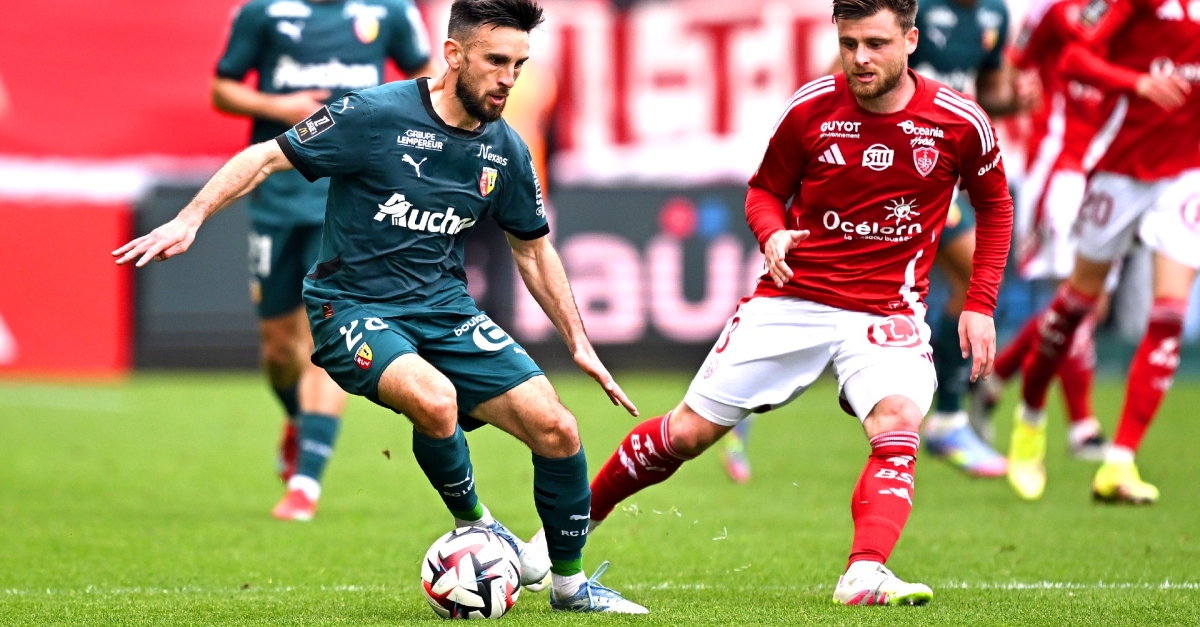 Mercato RC Lens : Un choix fort de Sage fait basculer un dossier brûlant en attaque