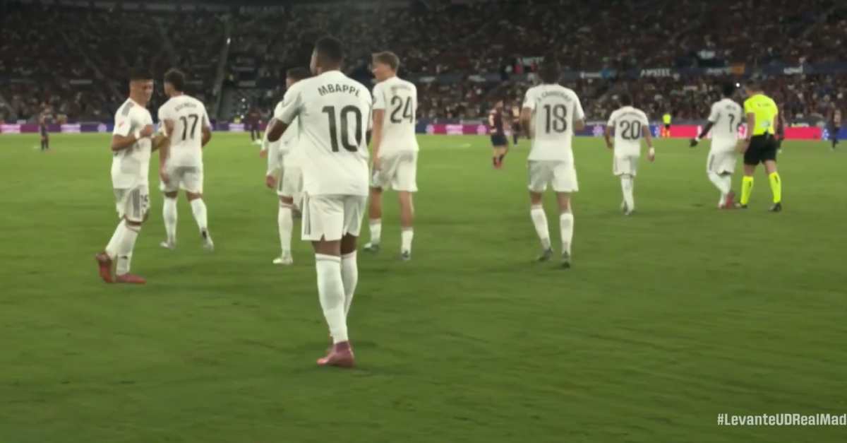 Levante - Real Madrid (1-4) : le résumé et les buts en vidéo - Liga ...